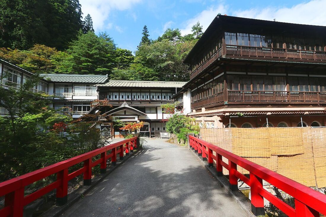 An overnight escape to Shima Onsen