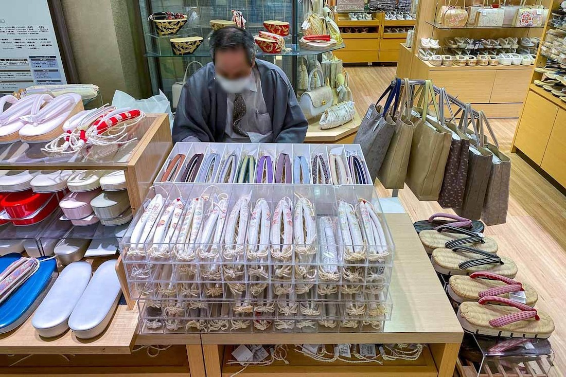 A Japanese culture tour through shopping in Osaka