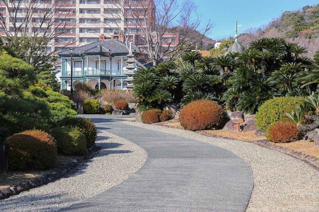 Sightseeing and sake in Kobe