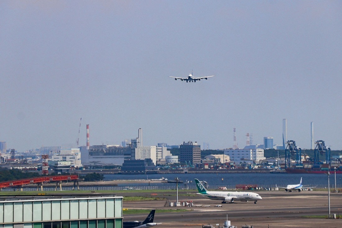 New facility doubles convenience of the international terminal at Tokyo ...