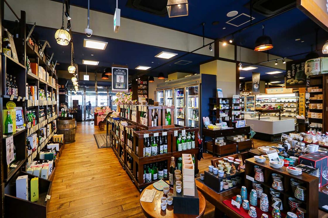 Where and how to enjoy sake in Niigata