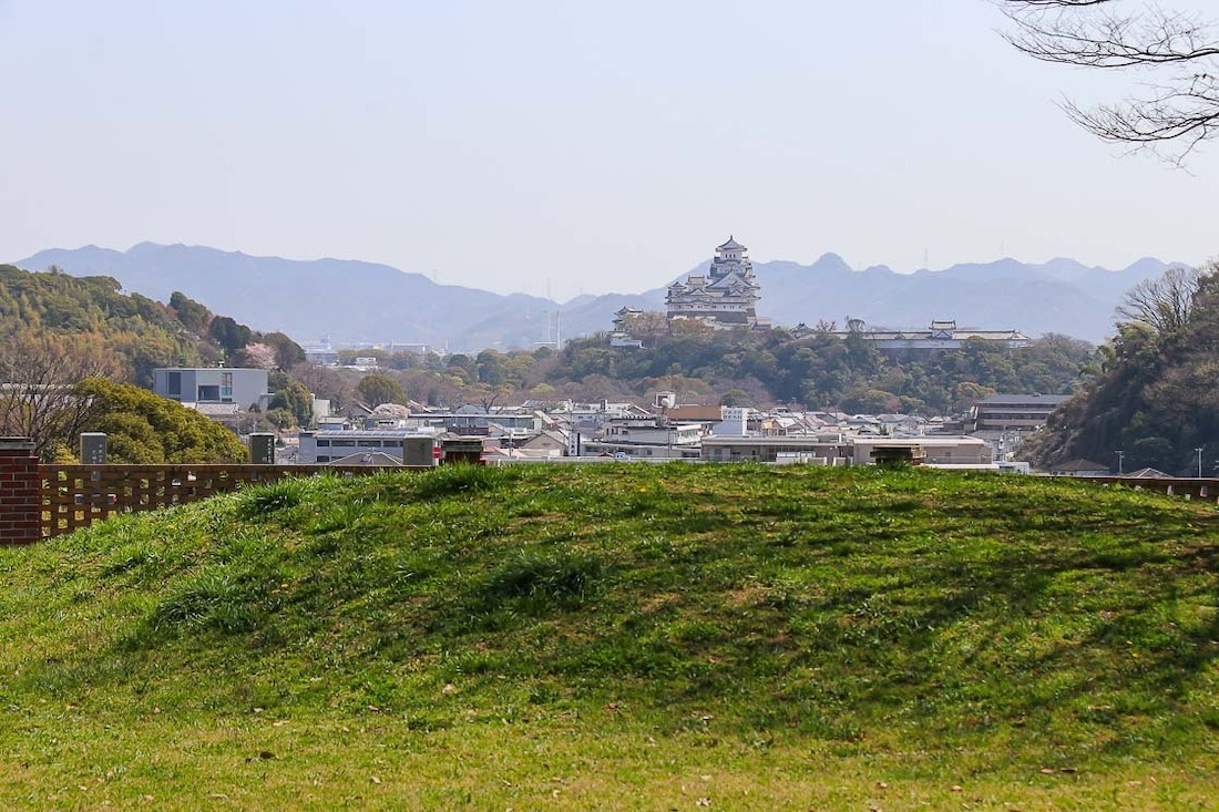 Ten views of Himeji Castle