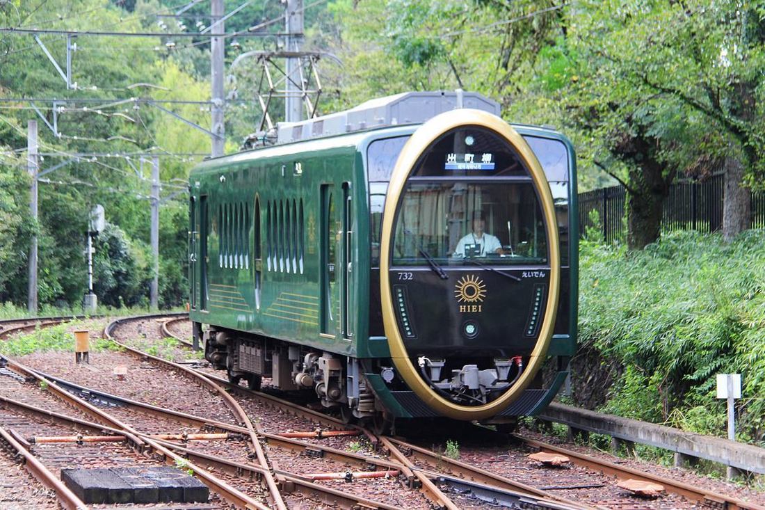 Sightseeing on Sacred Mount Hieizan