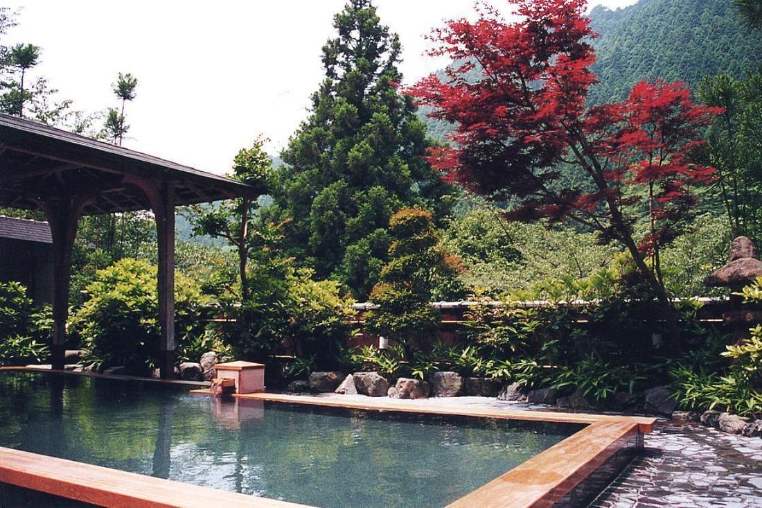 Hiking, Eating and Bathing around Majestic Mount Kurama - A day trip of ...