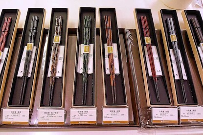 A Japanese culture tour through shopping in Osaka