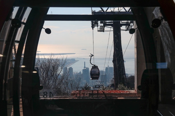 Sightseeing and sake in Kobe