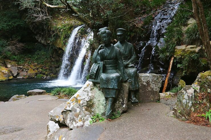 An overnight getaway to peaceful Izu - Exploring the east coast on a ...