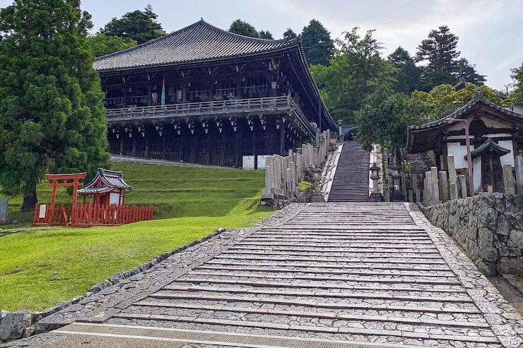 Sightseeing in the ancient capital of Nara