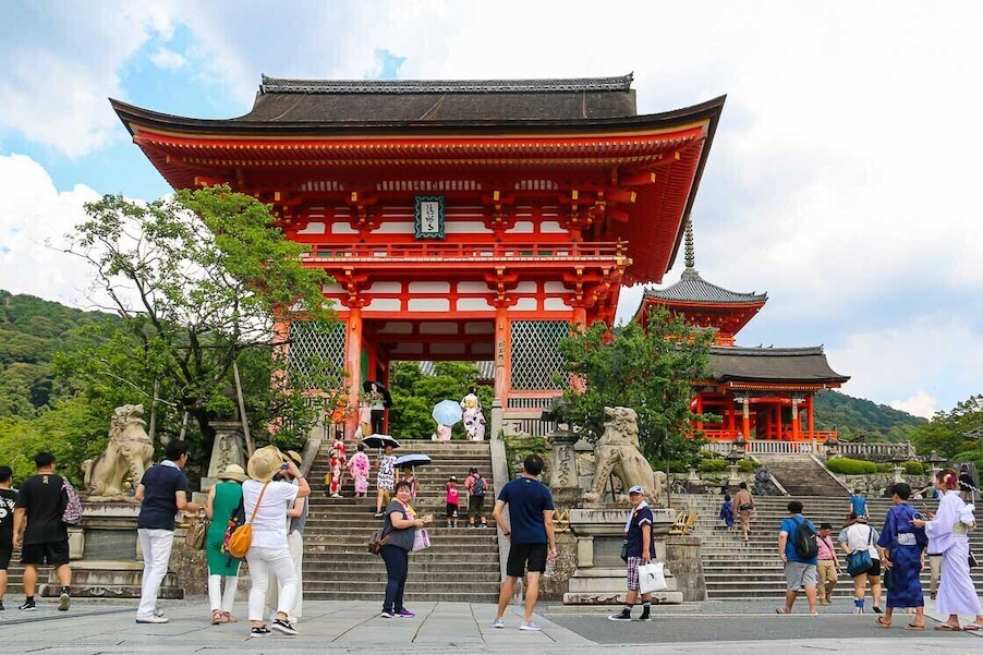 Beginner's guide to Kyoto: what to do and where to stay