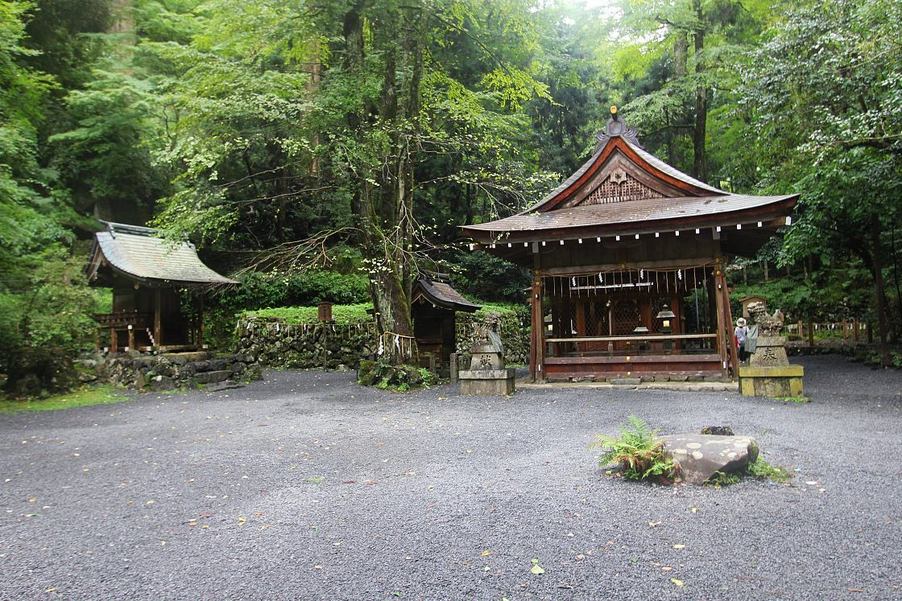 Hiking, Eating and Bathing around Majestic Mount Kurama - A day trip of ...