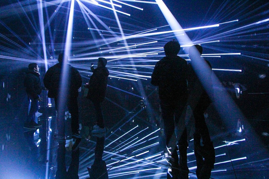 Museums without boundaries: teamLab Borderless and teamLab Planets