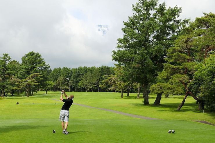 Golf in Japan - Playing Golf Near Mt. Fuji
