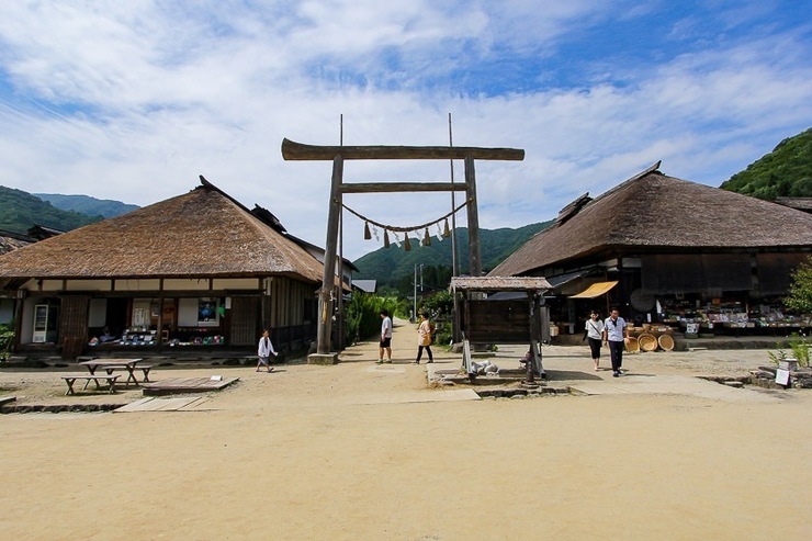 Home Delivery by japan-guide.com - Top three hidden villages in Japan