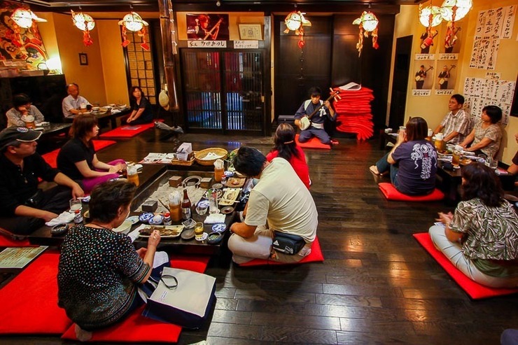 Home Delivery by japan-guide.com - Traditional musical instruments ...