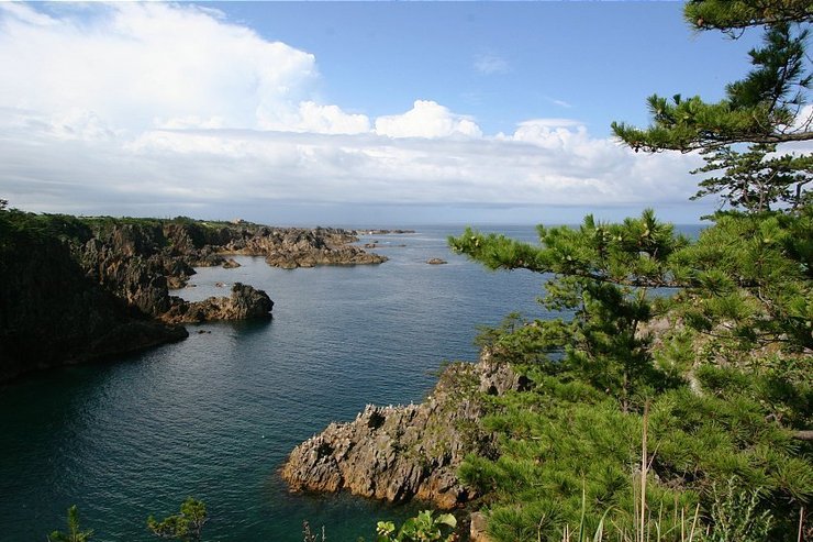 Home Delivery by japan-guide.com - Finding Basho