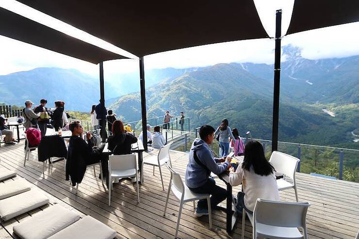 Autumn Color Reports 2024 - Hakuba: Peak Colors