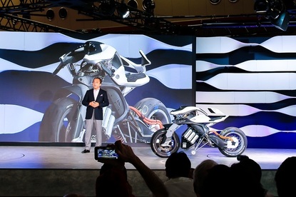 Raina's Japan Travel Journal - The 45th Tokyo Motor Show