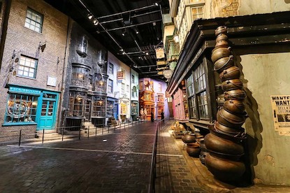 Raina's Japan Travel Journal - Harry Potter Studio Tour Tokyo Opens ...