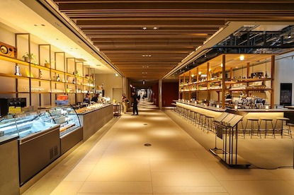 Raina's Japan Travel Journal - Japan's new tallest building opens in Tokyo