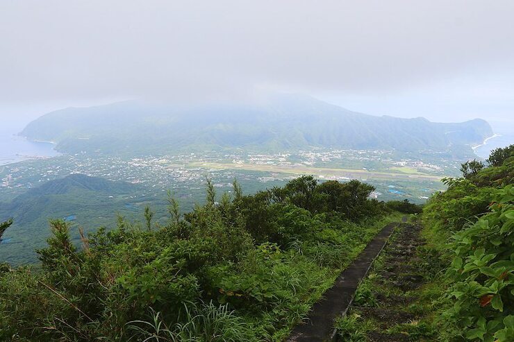 Wild Japan - Hachijojima and Aogashima