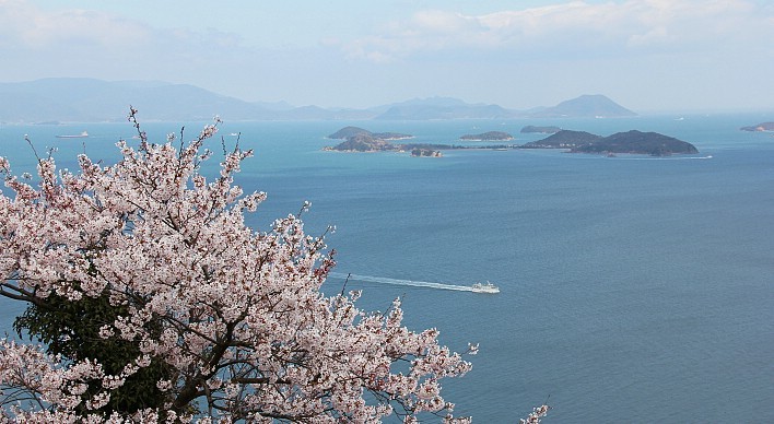 Shikoku Travel Guide