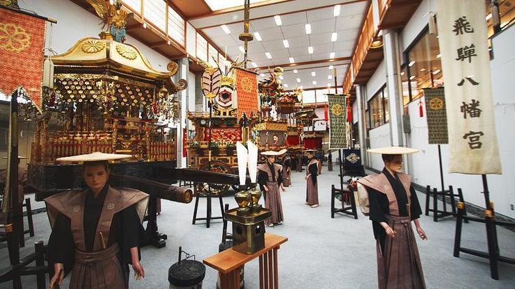 Takayama Matsuri Yatai Kaikan (Festival Float Exhibition Hall ...