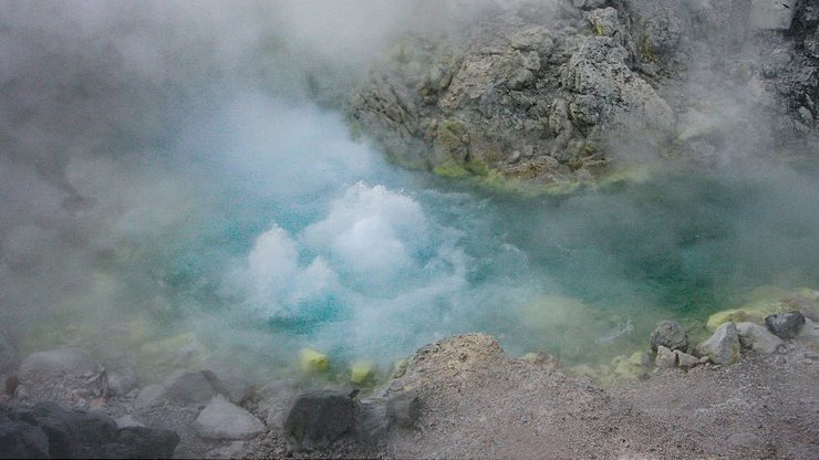 Tamagawa Onsen - Hachimantai Travel