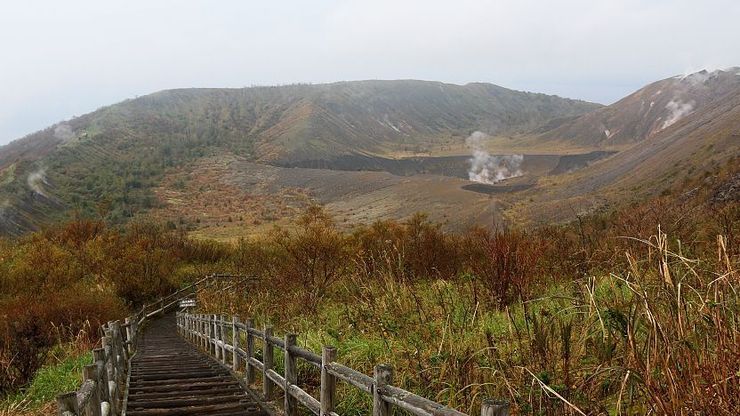 Usuzan Ropeway (Mount Usu Ropeway) - Lake Toya Travel