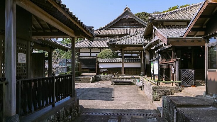 Matsura Historical Museum - Hirado Travel