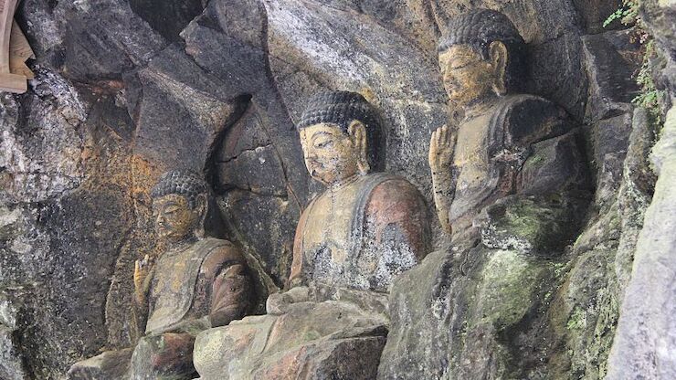 Usuki Stone Buddhas (Usuki Sekibutsu) - Usuki Travel