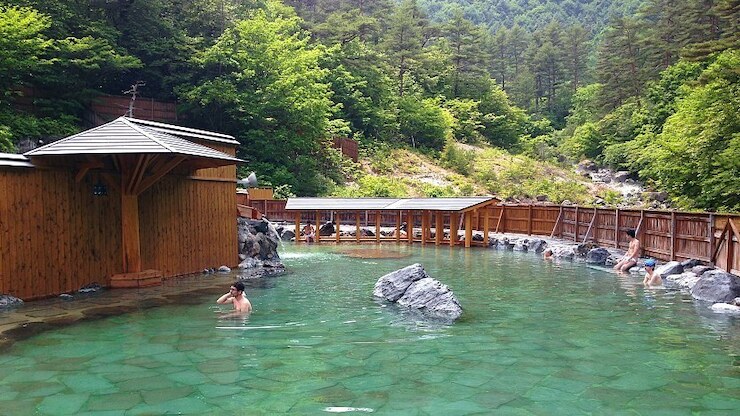 A Beginner's Guide to Onsen: How to enjoy Japanese hot springs