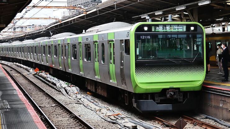 JR Yamanote Line