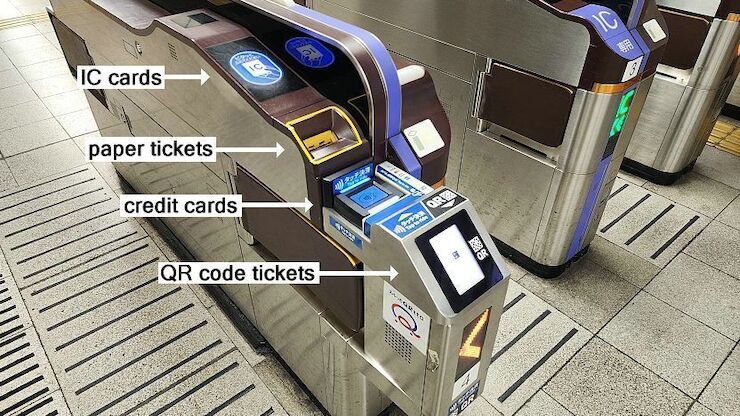 Credit card tap payment on trains in Japan