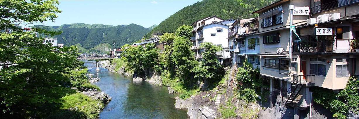 Gujo Hachiman Travel Guide - What to do around Gujo